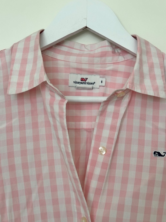 Vineyard Vines | Tops | Vineyard Vines Buttondown Shirt Womens 8 | Poshmark